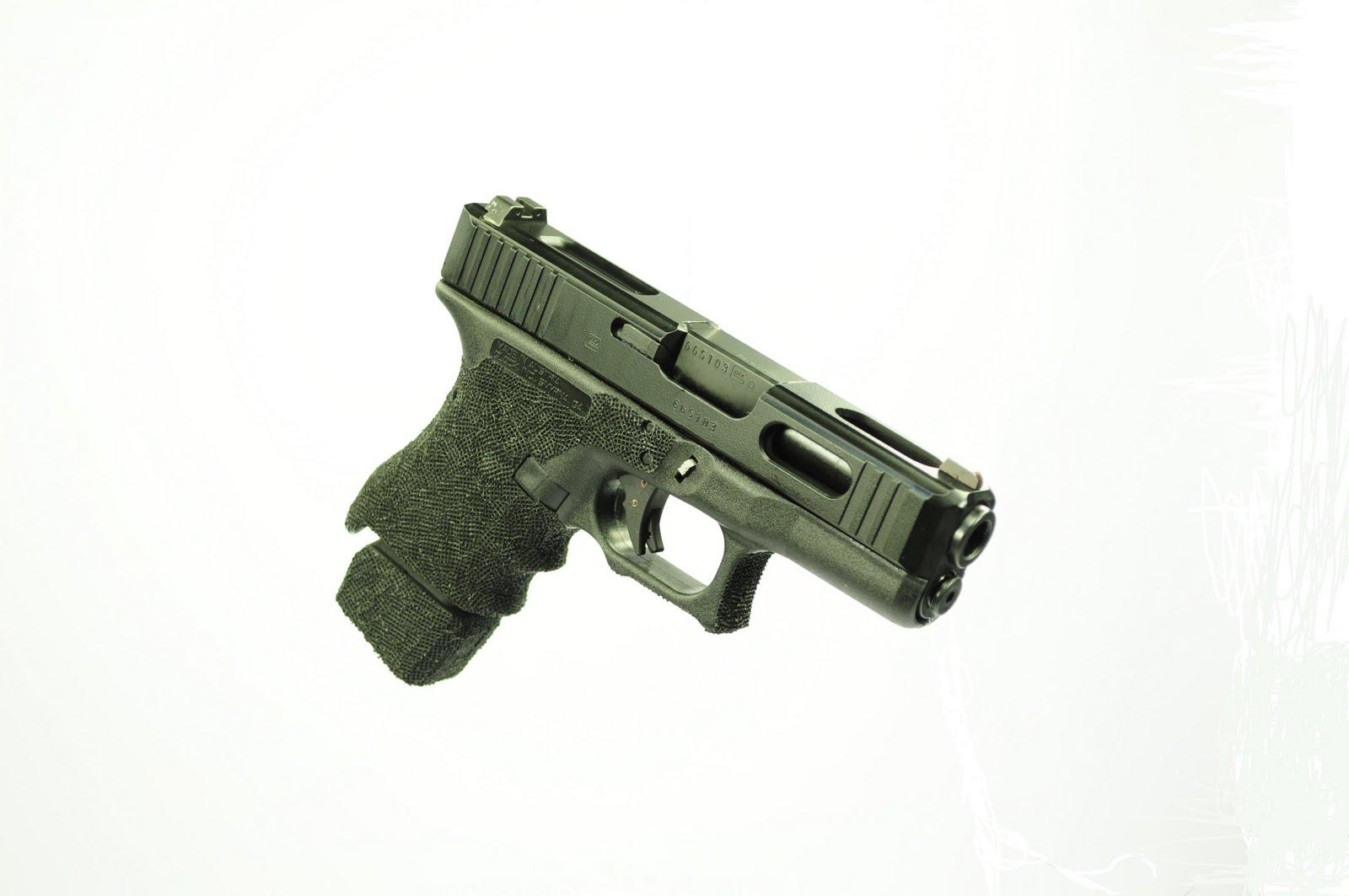 TACTICAL WAREFARE ARMORY: GLOCK PISTOLS