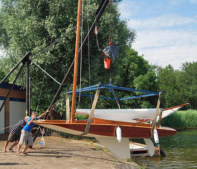 Earwigoagin: The Larken Klasse: Another Modified Lark Scow Resurrected