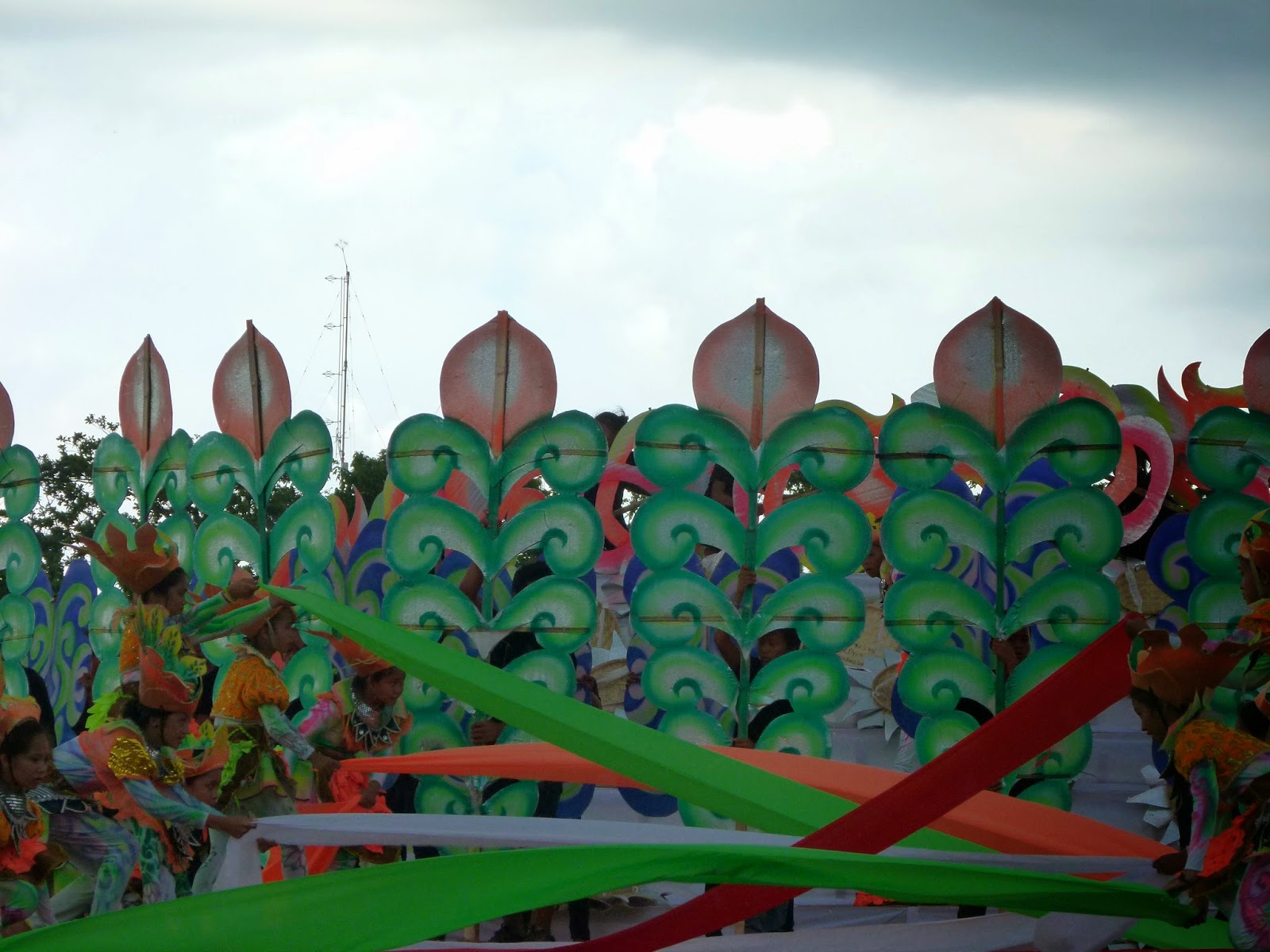 2014 PINTADOS-KASADYAAN FESTIVAL - Lakwatserong Tsinelas
