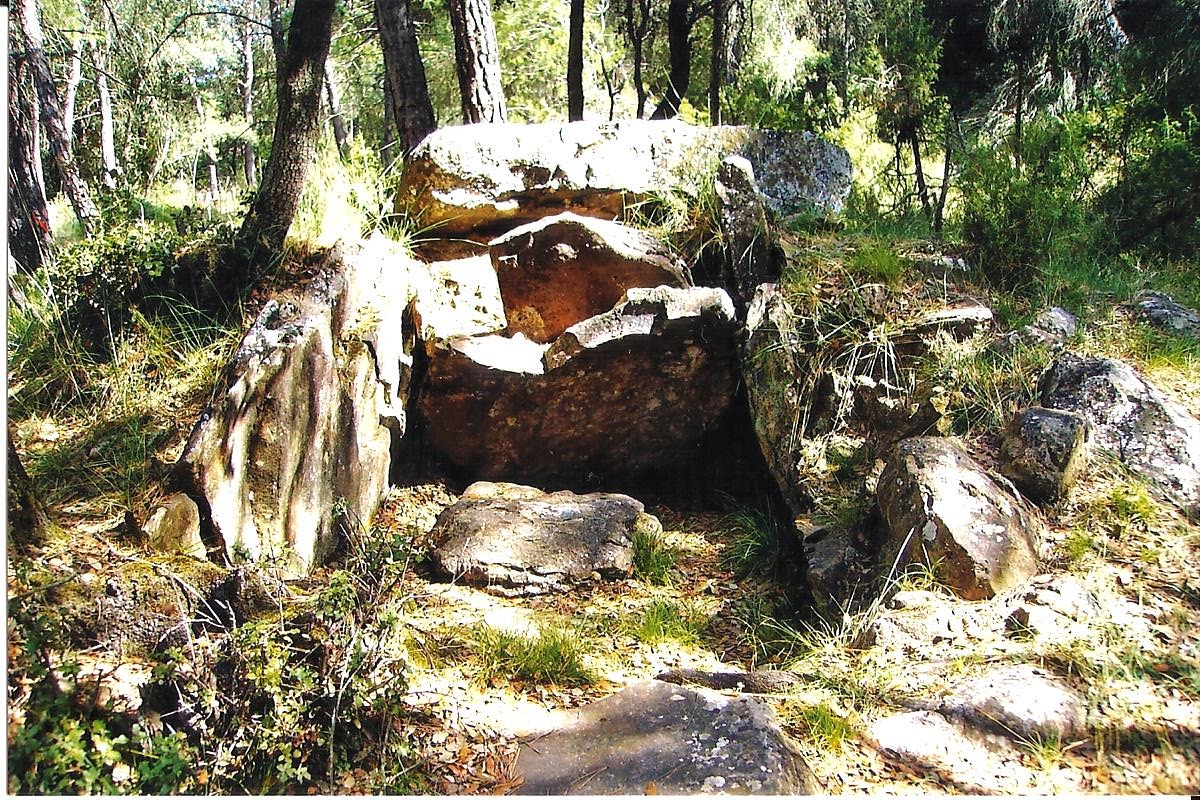 Dòlmens i Menhirs Pilar: Dolmen del Criac - Moianès