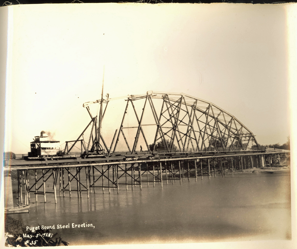 Brownsville Station: 1928 ~ First Steel: Building the Gateway Bridge ...