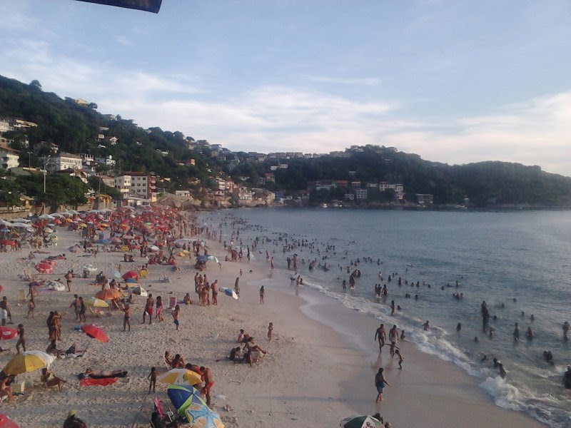 Baixada Fluminense: Conhecendo Barra de Guaratiba e praias selvagens
