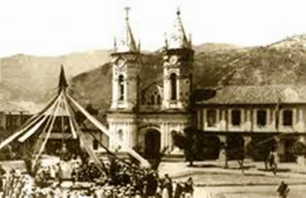 Crónicas de GUALACEO..."La calle me CONTO": "Gualaceo y su Iglesia ...