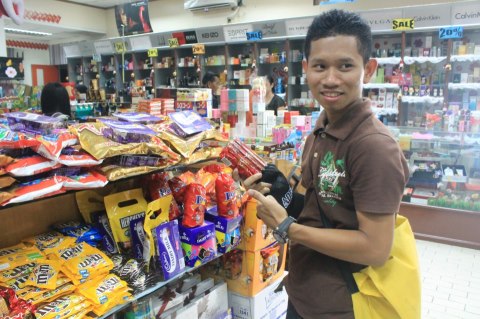 aQu HaNyaLaH iNsaN BiaSa: Bercuti di LABUAN