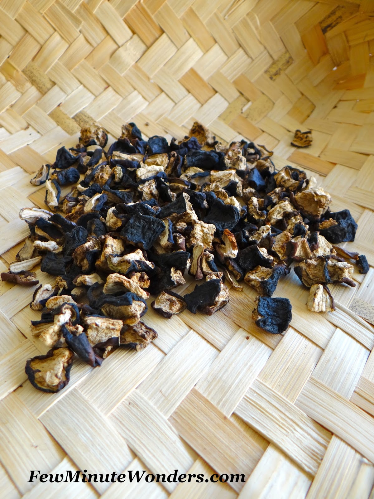 Kathirika Vathal Vatha Kozhambu / Dried Eggplant Pieces In Tamarind ...