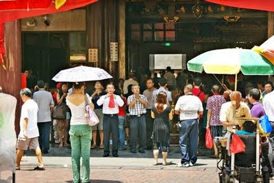 Southeast Asian Journey: Bugis, Singapore - Kwan Im (Chinese) Temple