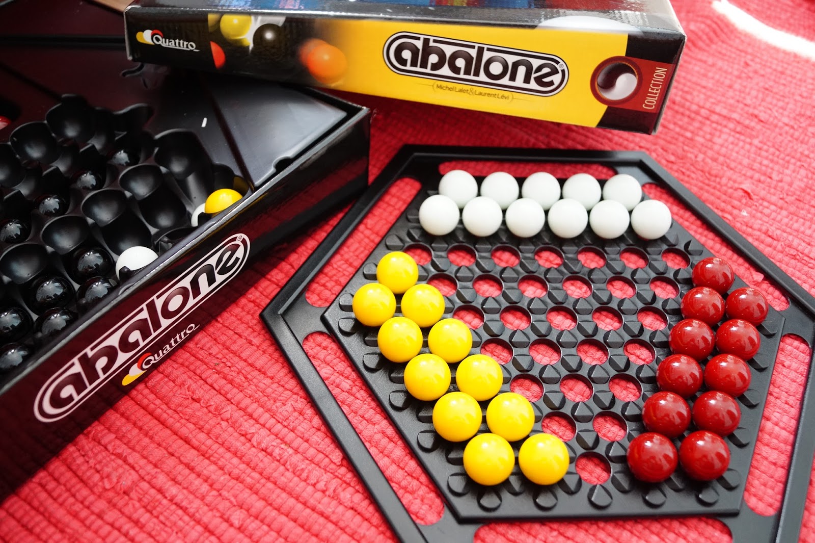 Domowy zakątek: Gra Abalone Quattro