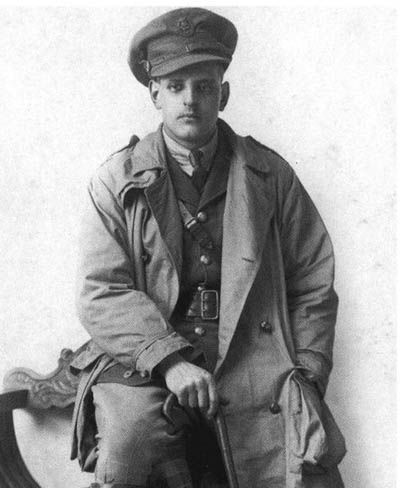 "Tweedland" The Gentlemen's club: The Trench Coat, from WW1 to the ...