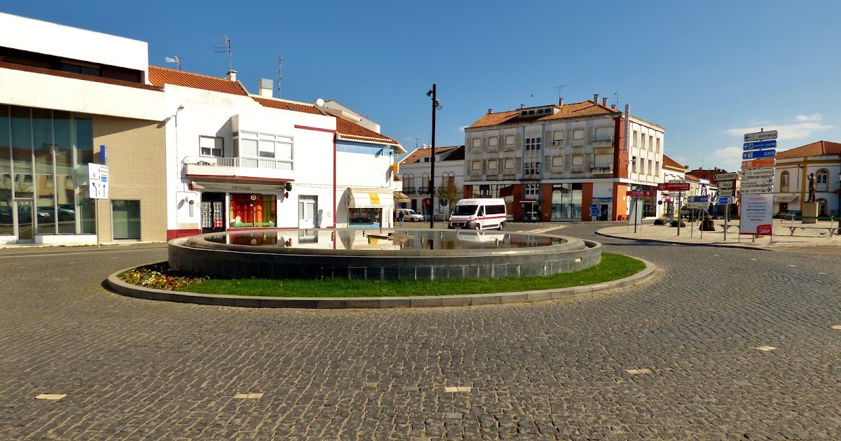 Viajar e descobrir: Portugal - Grândola - rotunda e fonte