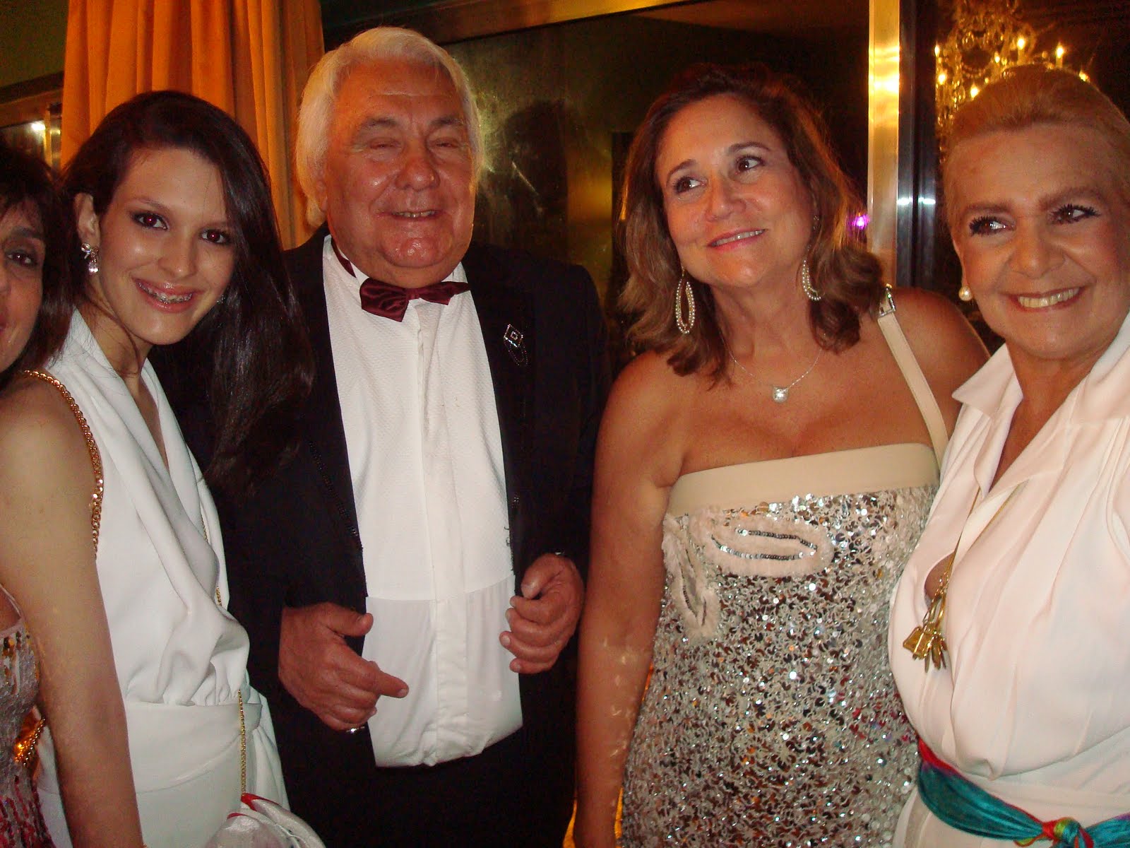 FRANKLIN TOSCANO | Embaixador do RIO : REVÉILLON " BLACK TIE" DE REGINA ...