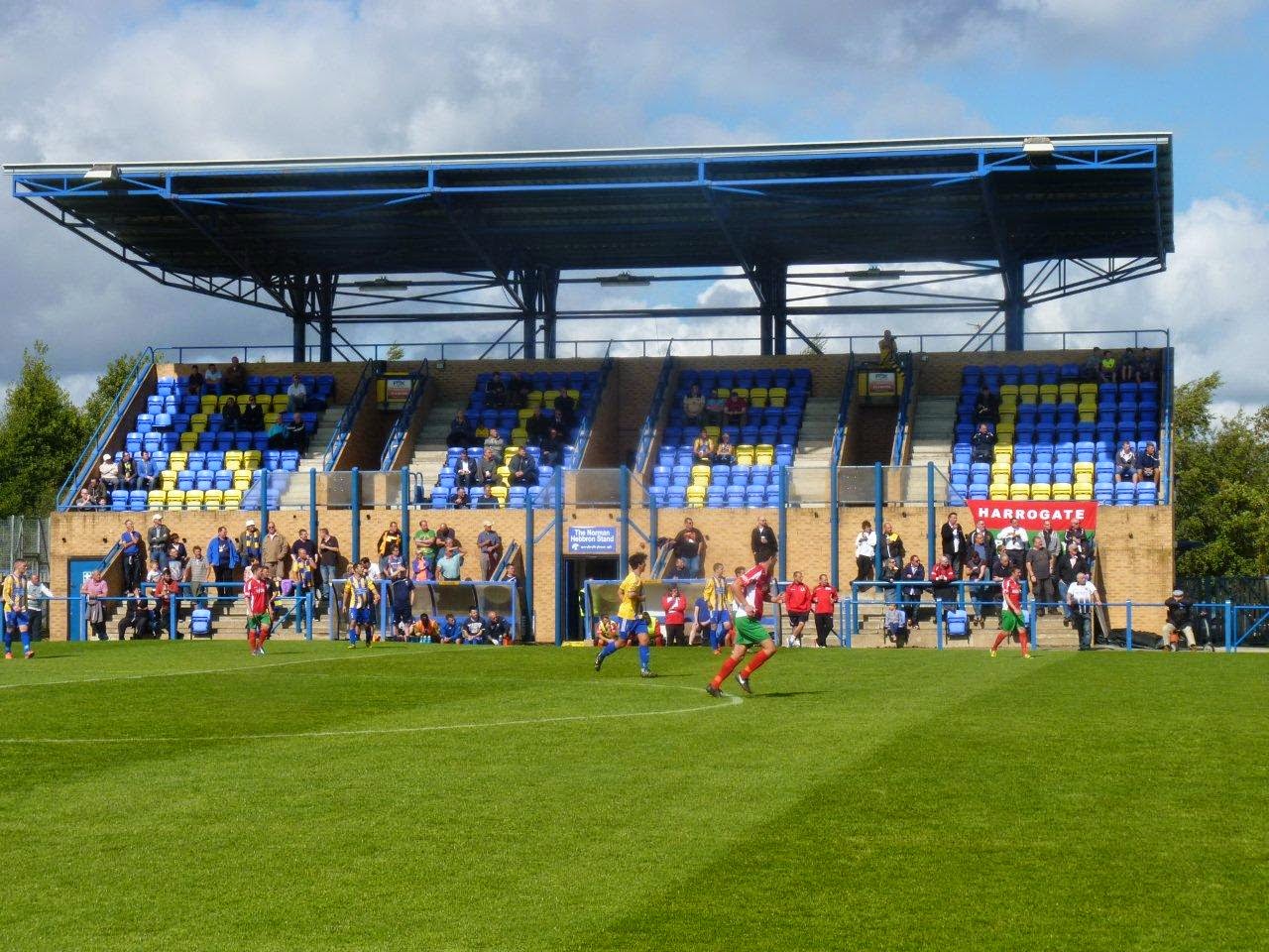 The Groundhopper: Garforth Town AFC 1-2 Harrogate Railway