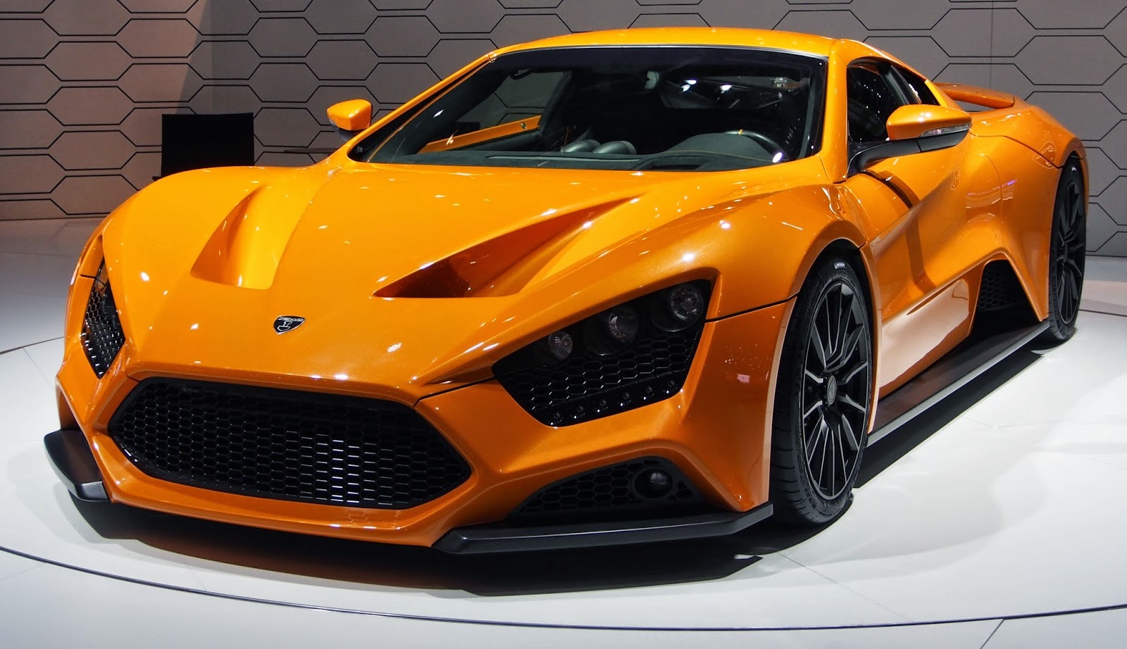 ZENVO ST1