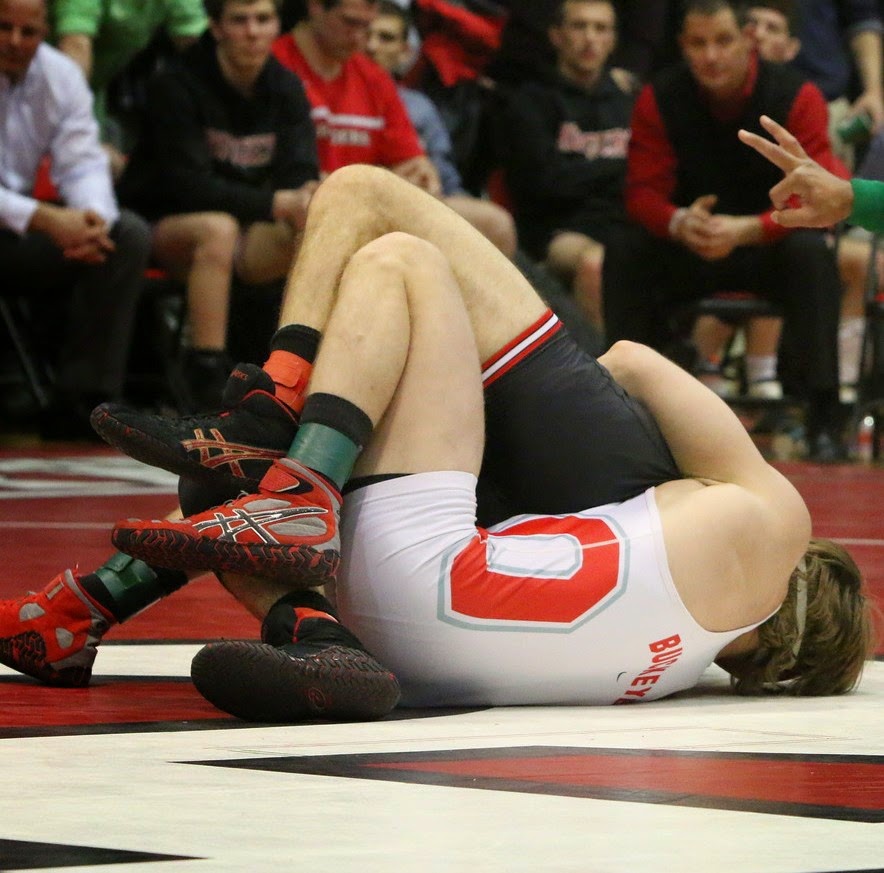 Finished by pin: Wrestling photoset 87