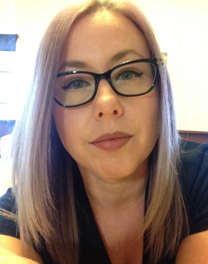 Sportochick's Musings: A Cool Review of The Untamed Vampire by Kate Baxter