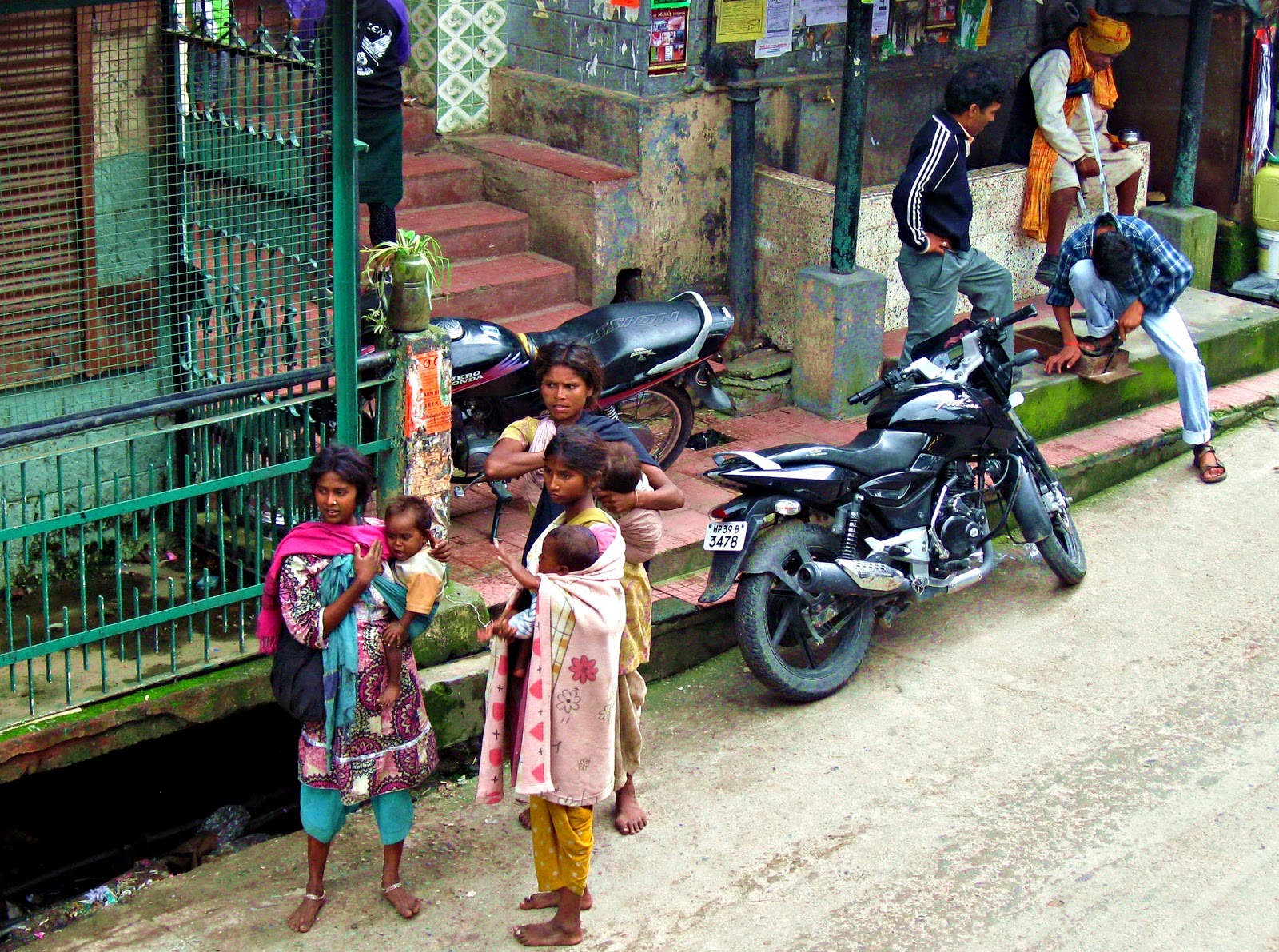 Tammy Winand Photography: The Challenge of Beggars in India