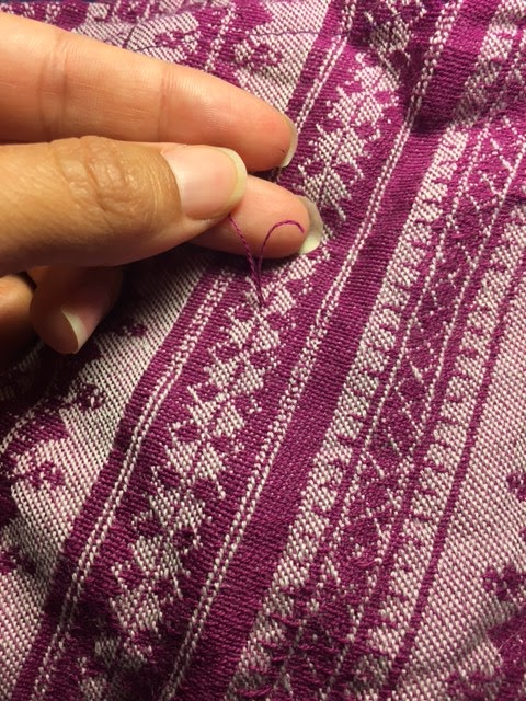 How to fix a Broken Thread in your woven wrap.