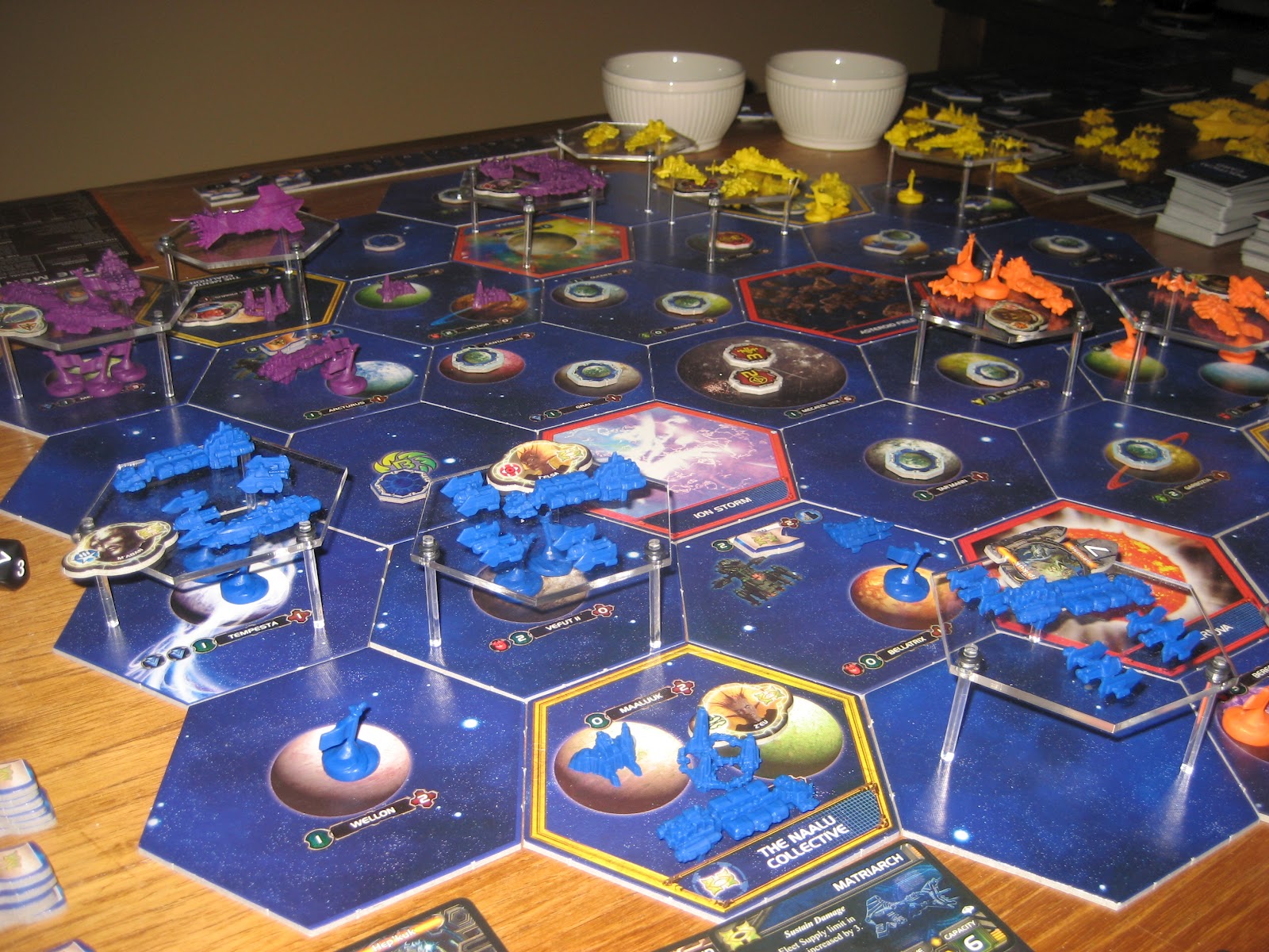 [DIY request] Leg material/construction for smal; plastic boardgame ...