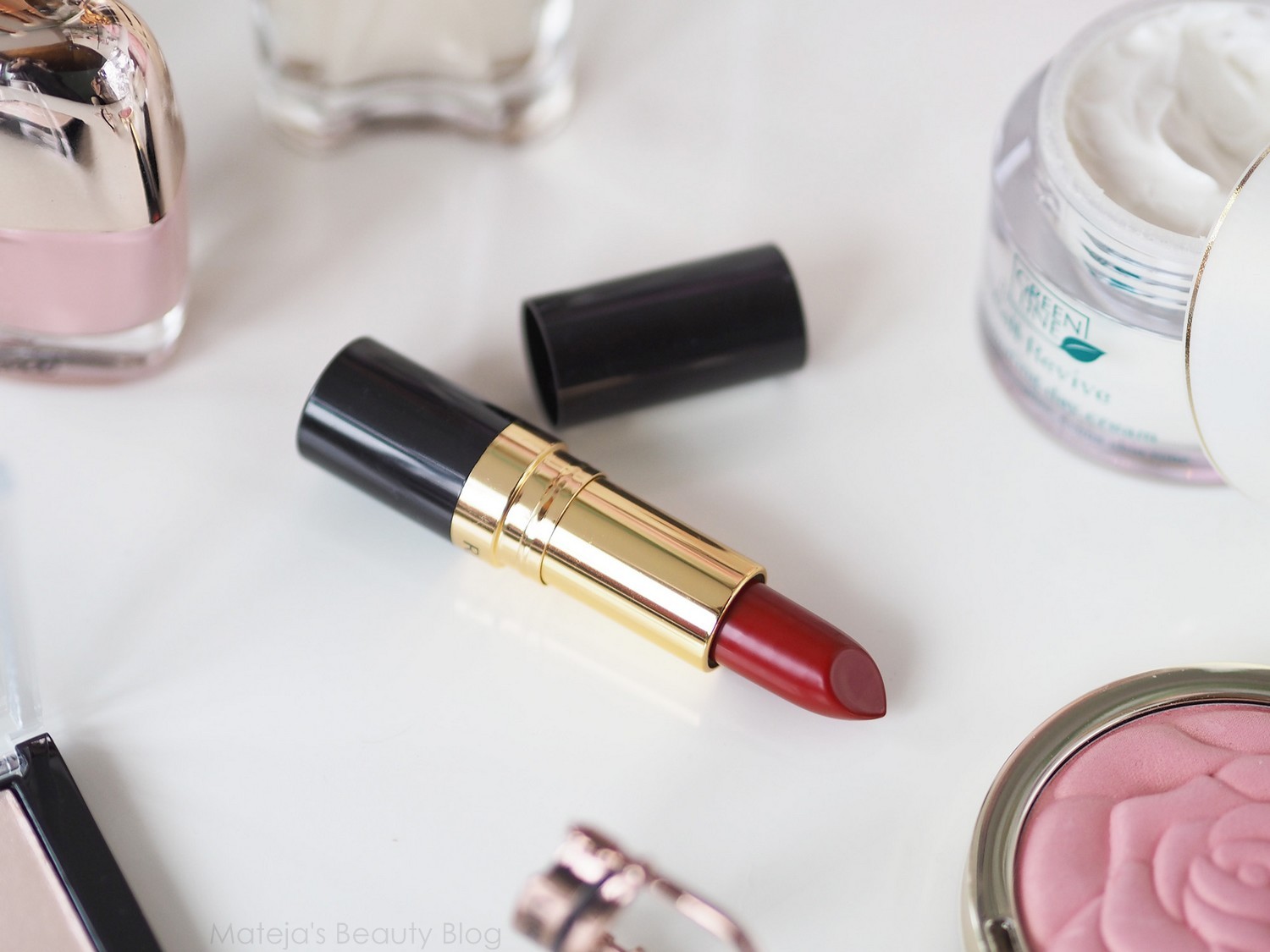 Revlon Super Lustrous Lipstick Revlon Red - Beauty Farmers
