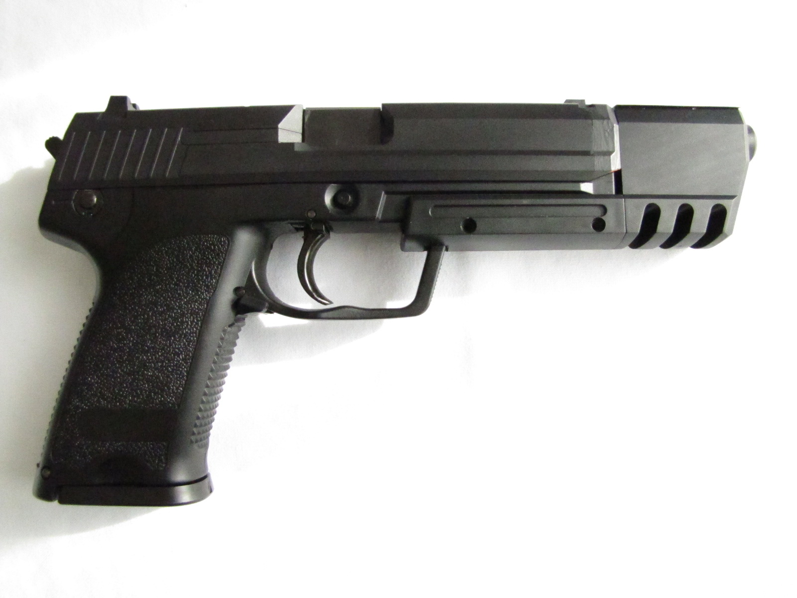 Airsoft Reviews and More: Y&P USP .45