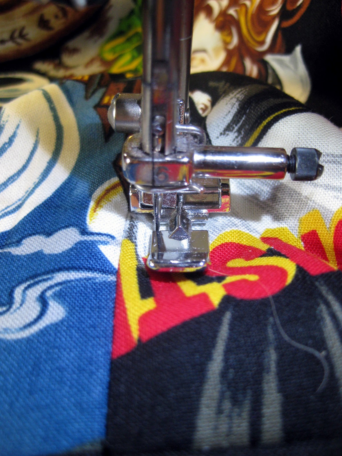 Cassie Stephens: DIY: The Zipper Blowout