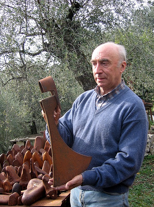 Precum zambetul unui copil: Jean-Pierre Augier, the blacksmith artist ...