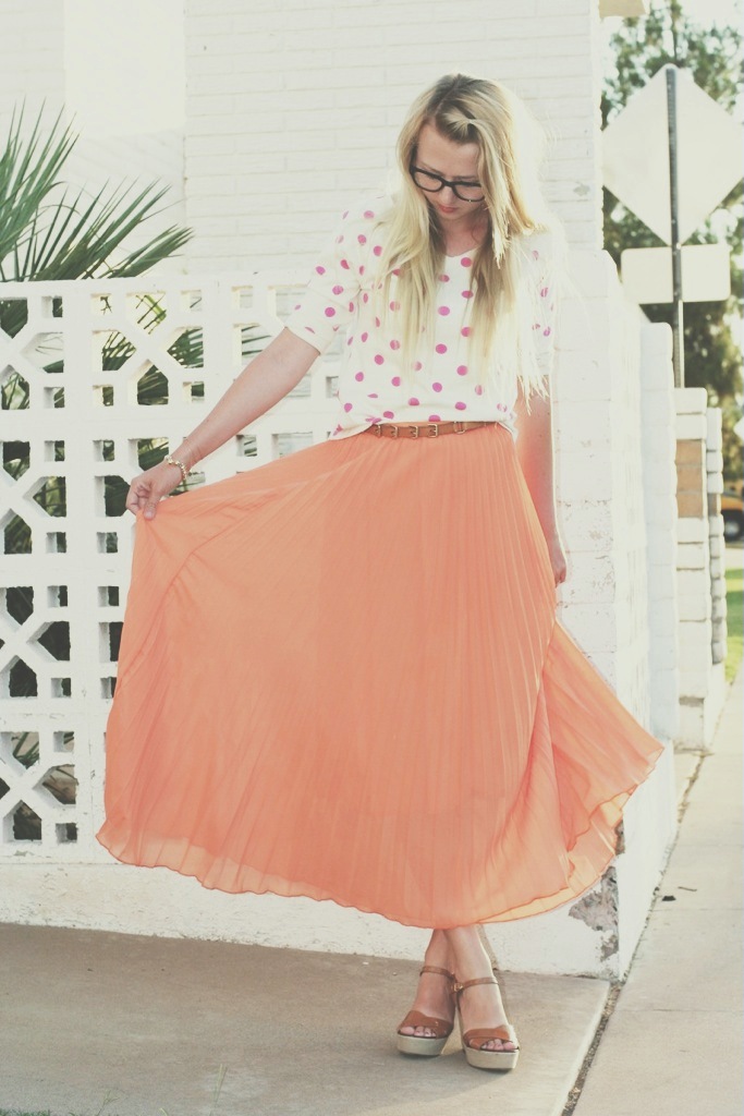 orange like the summer sunset. / i believe in unicorns.