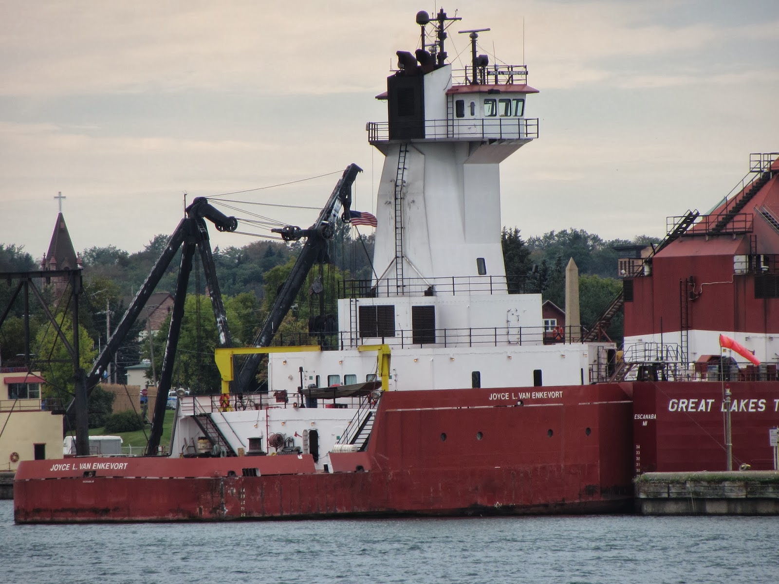Carlz Boats: Articulated Push Tug JOYCE L. VAN ENKEVORT & Barge GREAT ...