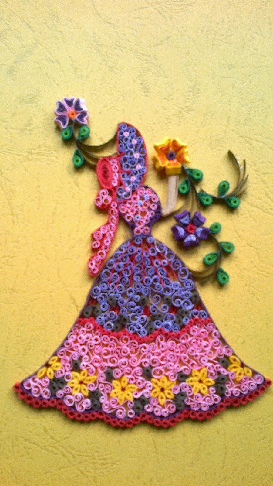 Greeting Cards and Wall Hangings : Paper Quilling Wall Hanger