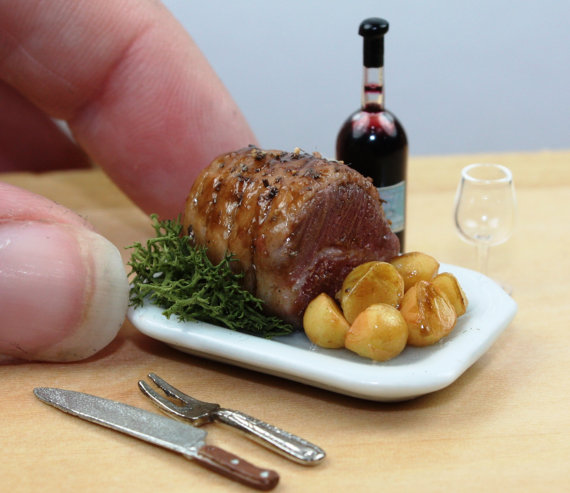 The Mini Food Blog: Roast Beef and Potatoes ~ Lorraine Thomson