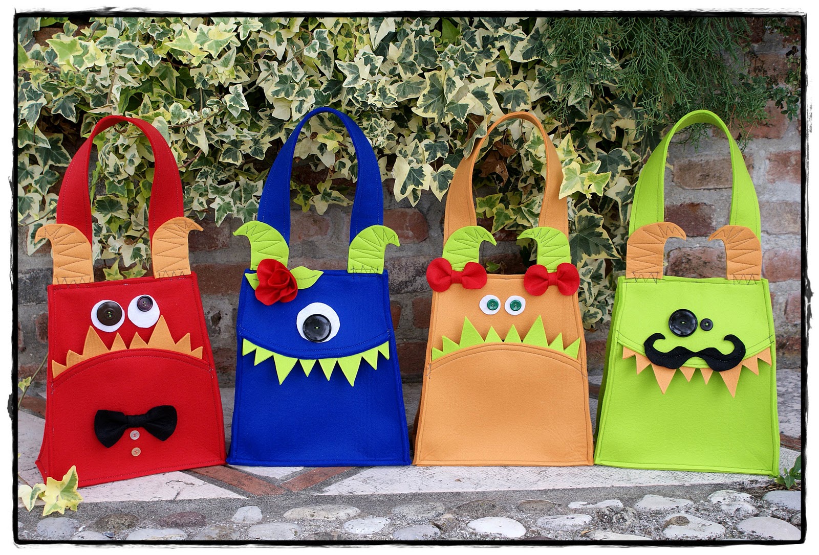 Creative Compulsive: Monster Bags