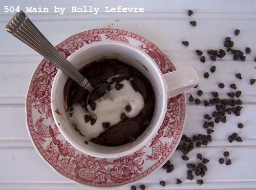 504 Main by Holly Lefevre: Molten Marshmallow Fudge Cake in a Mug!