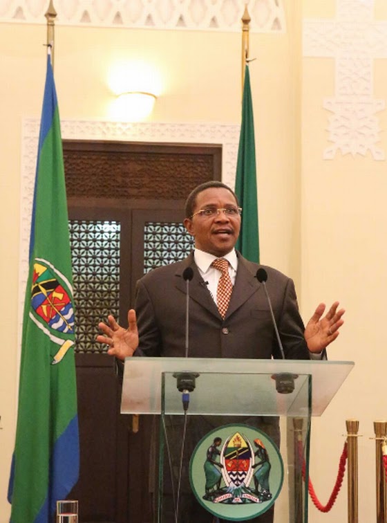 VIDEO YA HOTUBA YA RAIS KIKWETE YA MWISHO WA MWEZI - DODOSO