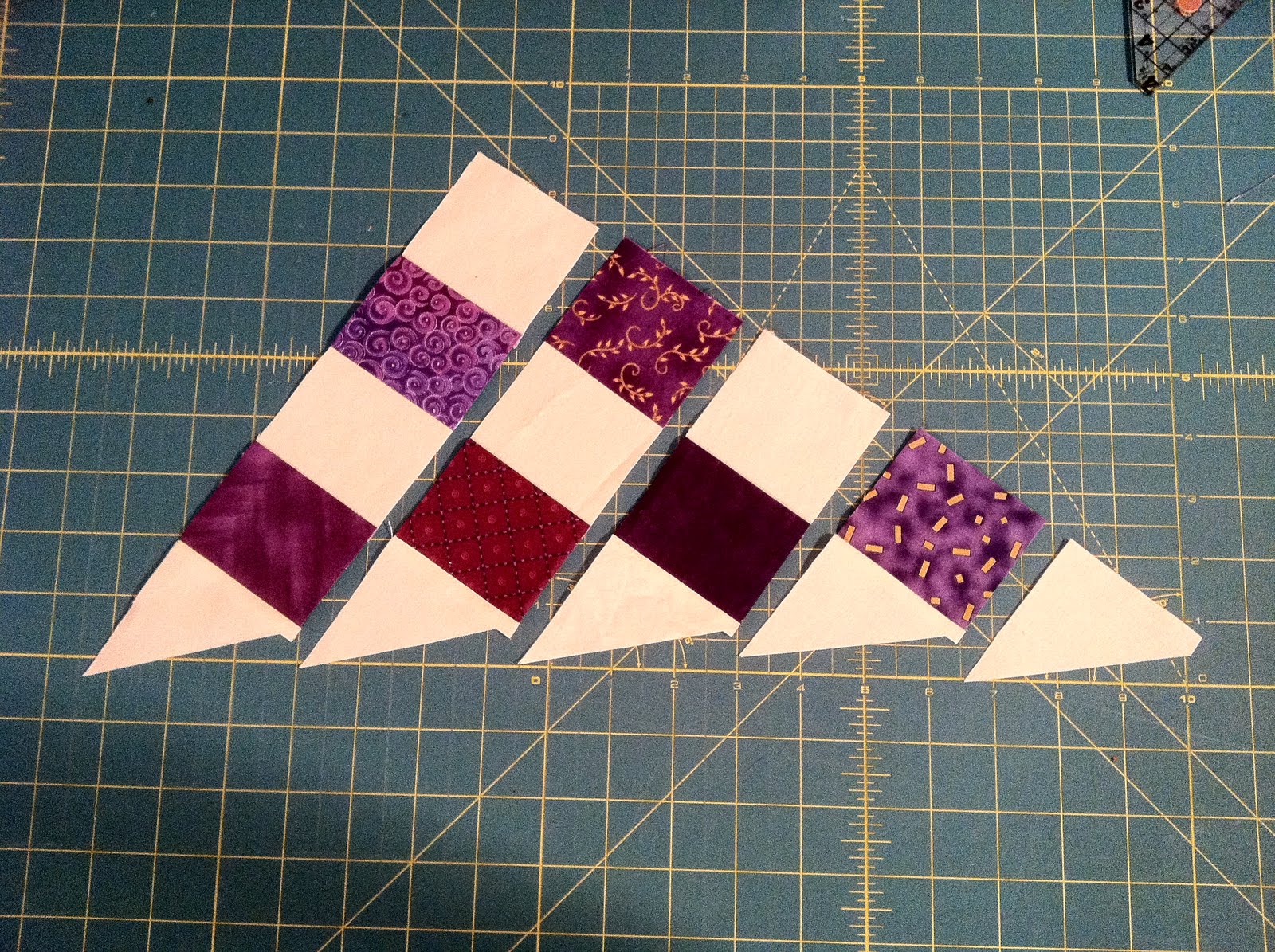 L' FAIR QUILTS: Dance of the Tiger - Part III, Setting Triangles and ...