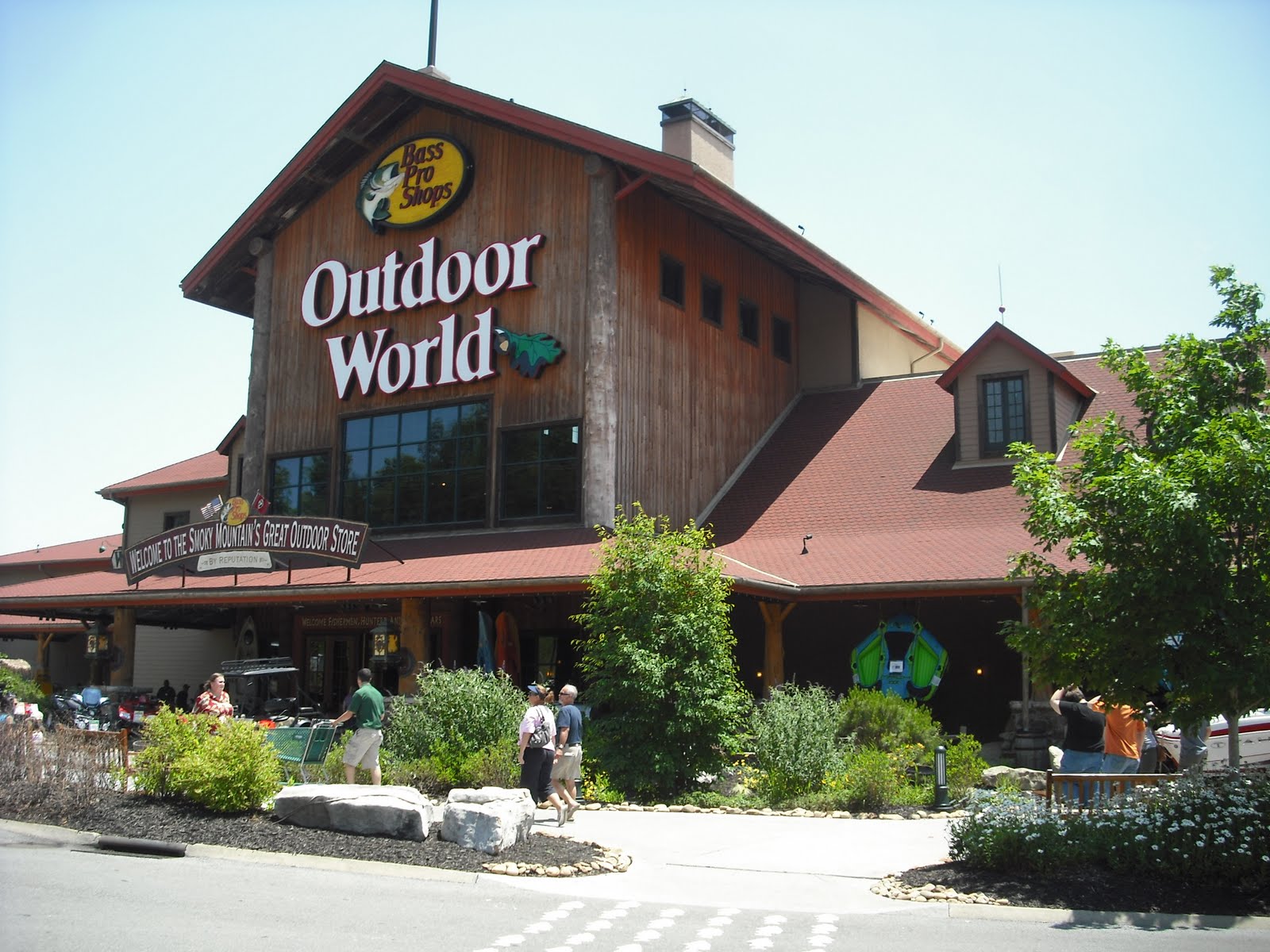 Kentucky Travels: Bass Pro Shop- Sevierville, TN