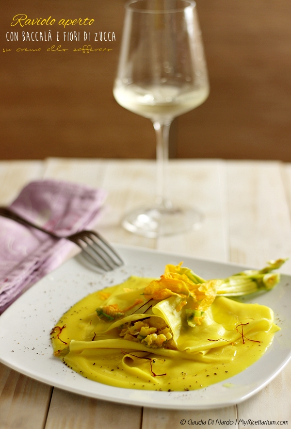 My Ricettarium: Raviolo aperto con baccalà e fiori di zucca su crema ...