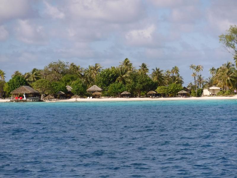 AdventuresAboardAvatar: North to Rotoava Village