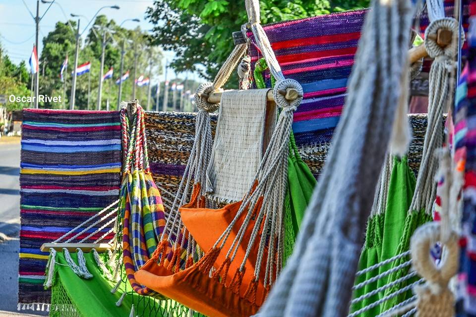 Cultura Guaraní: HISTORIA DE LA HAMACA Paraguaya