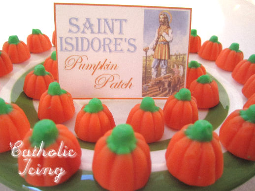 Easy Party Food Ideas for All Saints’ Day- Downloadable Labels Included!