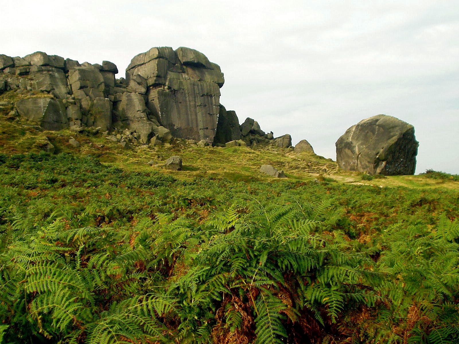 Roy's blog: SOME UNUSUAL ROCKS & STONES