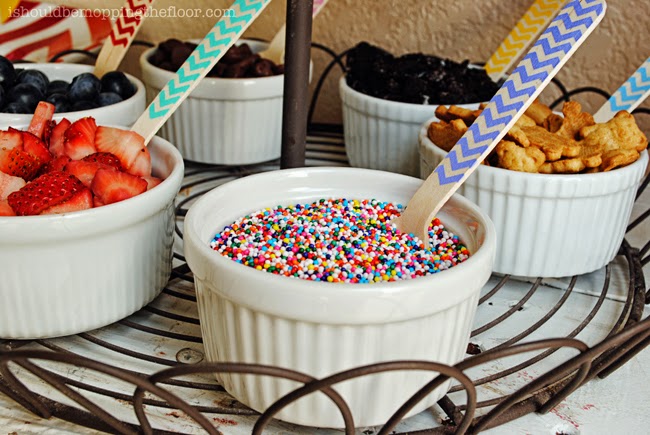 Throw a Super Simple Pudding Party {and a giveaway} | i should be ...