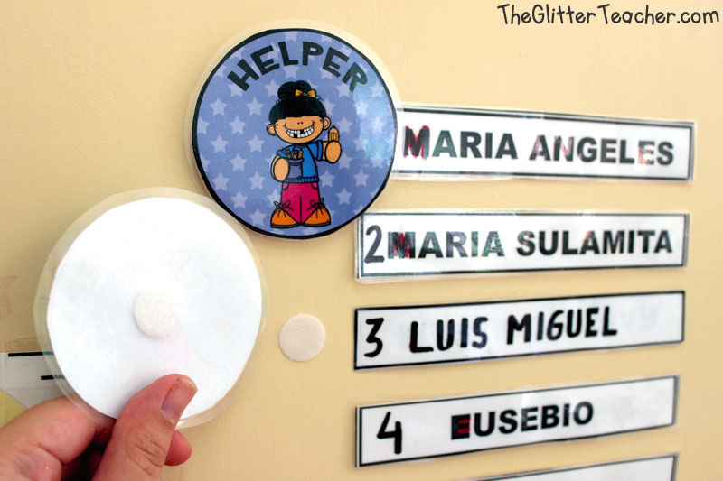 Medallas multiculturales de ayudante para imprimir - The Glitter Teacher