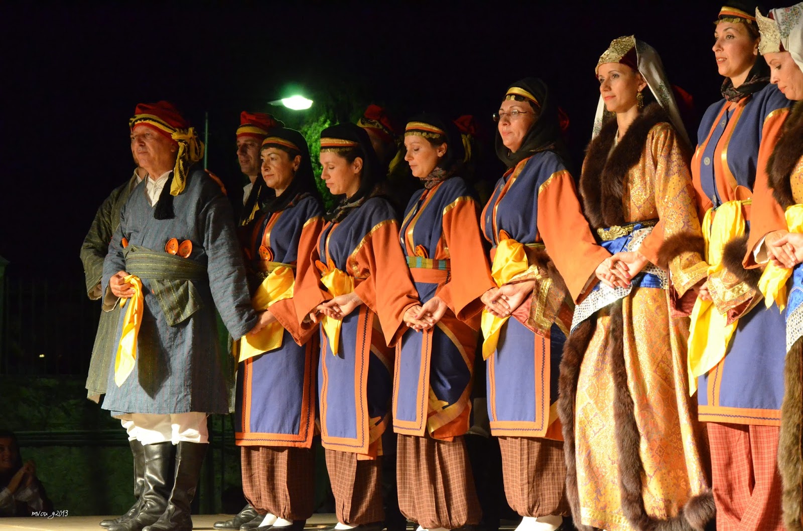 ΙΩΝΙΚΟΣ AΘΛΗΤΙΚΟΣ ΠΟΛΙΤΙΣΤΙΚΟΣ ΣΥΛΛΟΓΟΣ ΚΑΡΛΟΒΑΣΙΟΥ ΣΑΜΟΥ: ΧΟΡΕΥΤΙΚΑ