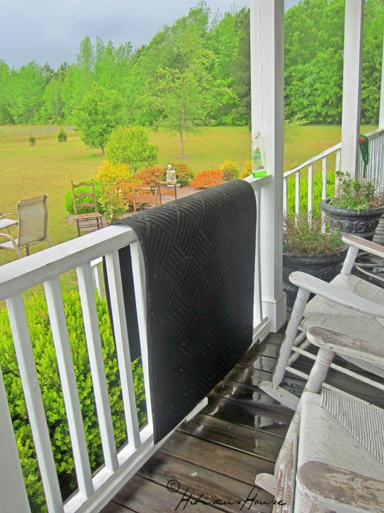 Hibiscus House: Cleaning The Porch Can Be Fun!
