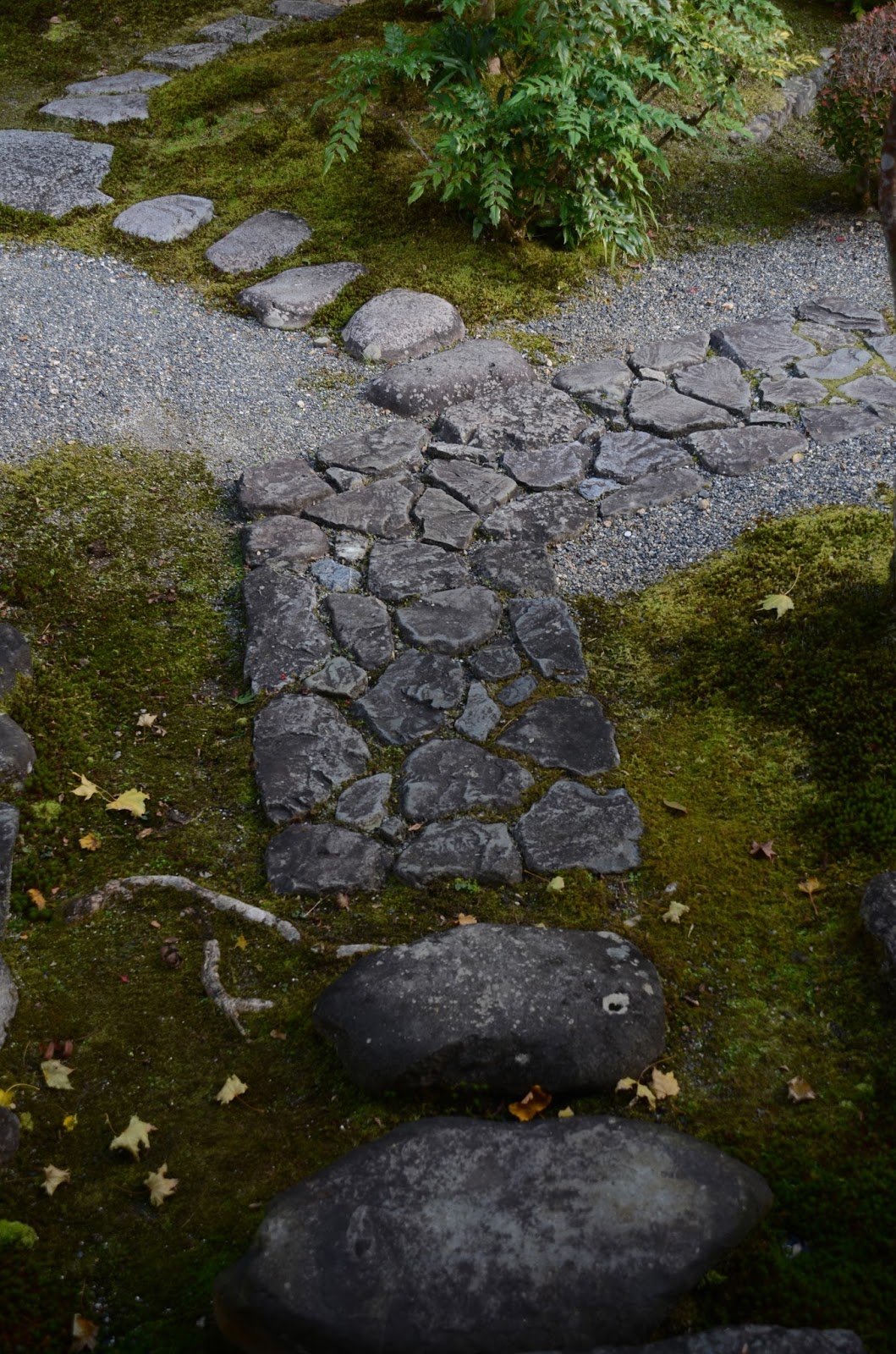 Robert Ketchell's blog: Paths and the Japanese Garden