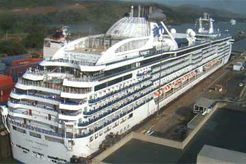 Ships in the Panama Canal: The Island Princess Opening The Cruise Ship ...