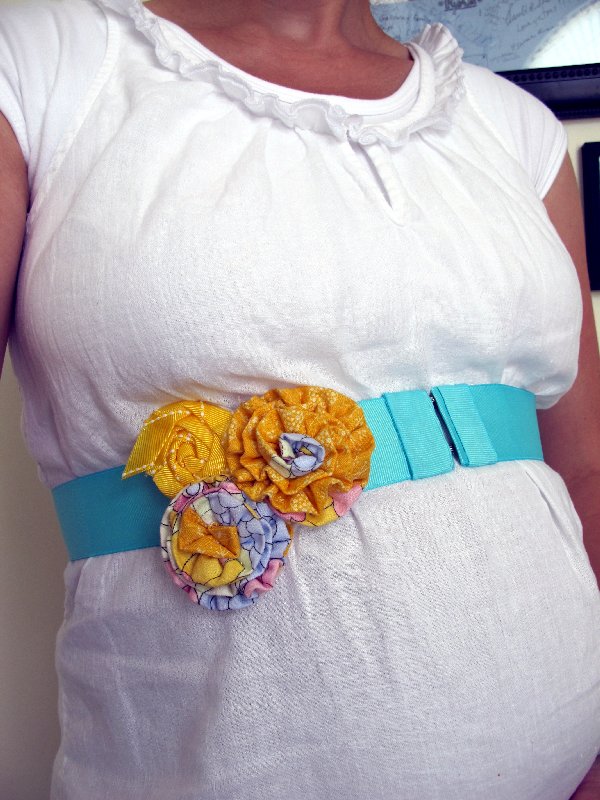 Love City: Easy Peasy Ribbon Flower Belt
