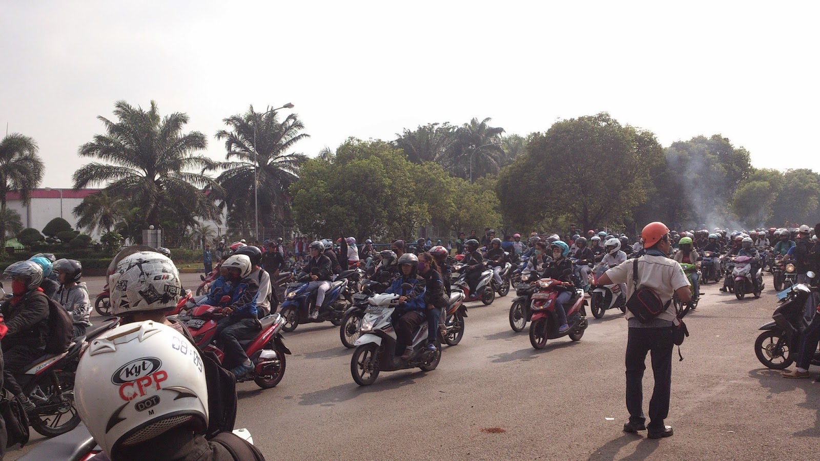 TBINA in Focus: Pekerja TBINA : solidaritas untuk buruh menggapai ...