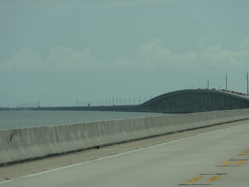 MORE KIDS THAN SUITCASES: Driving to Key West