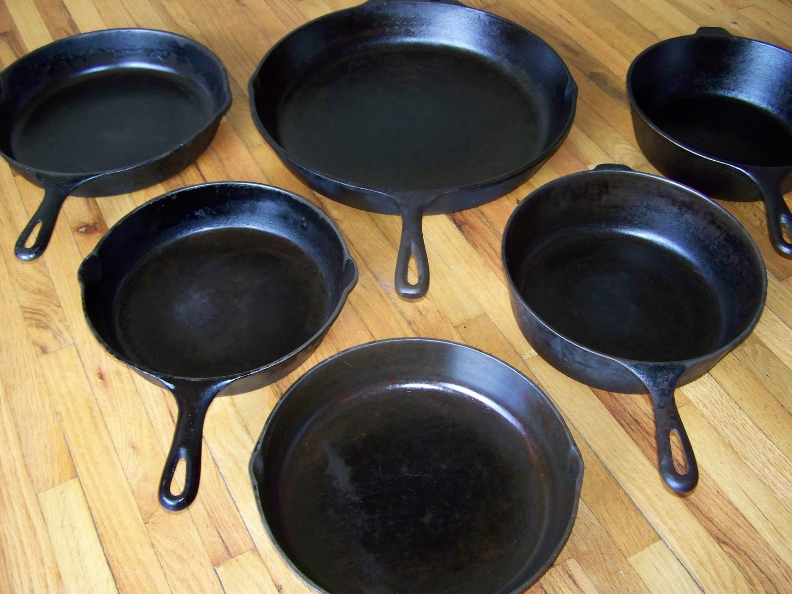 Poppy Juice: Cast Iron Cook Ware