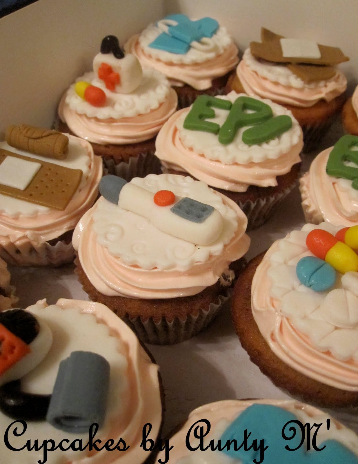 Cupcakes by Aunty M': Doctor / Medical Theme Cupcakes